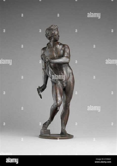 Apollo With Lyre Fotos Und Bildmaterial In Hoher Auflösung Alamy