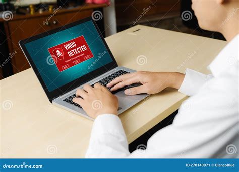 Virus Warning Alert On Computer Screen Detected Modish Cyber Threat Stock Image Image Of Scam