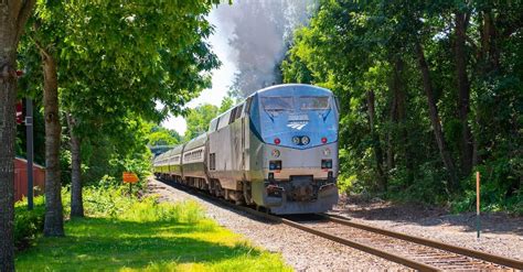 Amtrak Is Launching The Floridian Route From Chicago To Miami