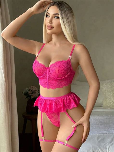 Women Sexy Lingerie Peach Color Lace Bra Set With Garter Belt Cute