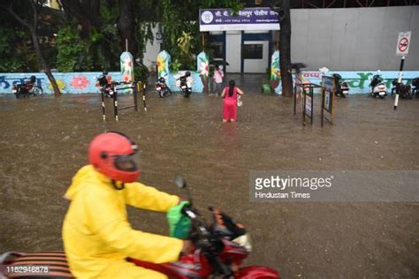 Kurla Police Station Photos And Premium High Res Pictures Getty Images