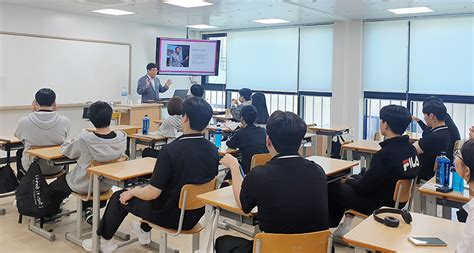 한국ai작가협회 일산고서 경콘진 주관 ‘경기 콘텐츠 창의학교 특강 진행 주식회사 쉼