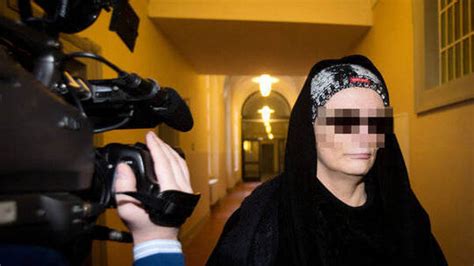 Prozessauftakt Gegen Narkoseärztin Nach Tod Von Sexy Cora Pz News