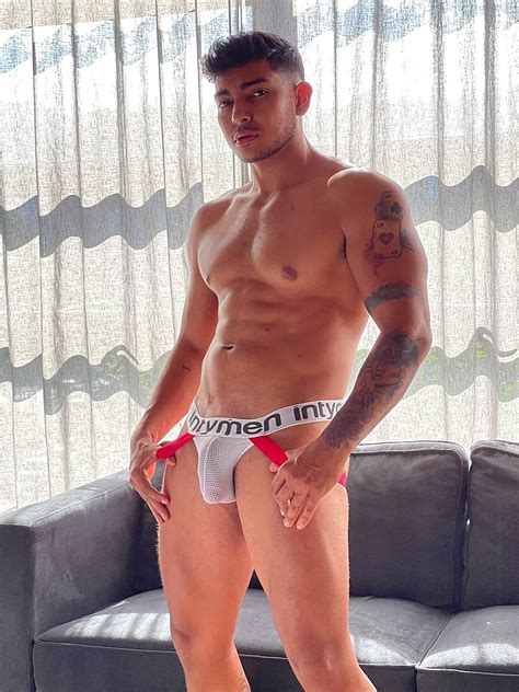 Donnyhot on Twitter vincentlang Acá https t co EcXWowShTR