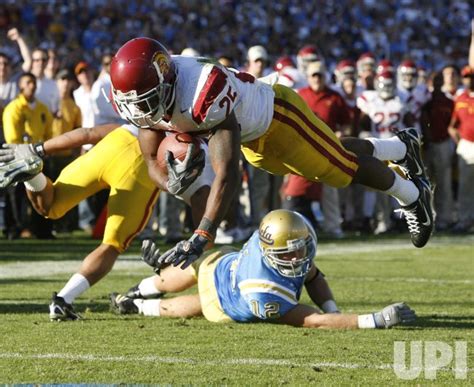 Photo Usc Trojans Vs Ucla Bruins Lap20061202915