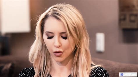 Psychiatrist Alix Lynx Finds The Real Problem In Alex Coal S Head