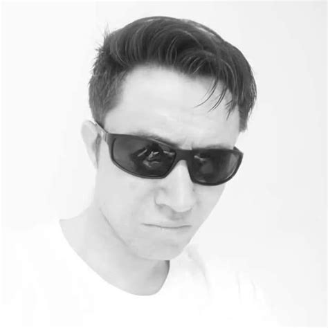 Liviu Triboi Liviu Triboi On Threads