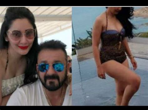 Sanjay Dutt Wife Manyata Dutt Hot Bikini Picture Going Viral Hindi