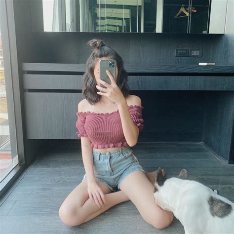 New In ️💜 พร้อมส่ง ครอปไหมพรมต่อแขน ขายสวย Everything Facebook