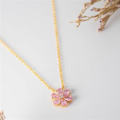 Jual Kalung Emas New Fancy Bunga Sakura Kelopak Mata Toko Emas Gadjah Shopee Indonesia