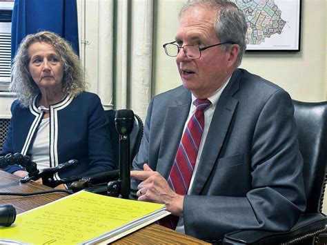 New Hampshire Secretary Of State Wont Block Trump From Ballot In Key