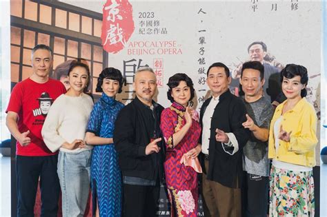 睽違12年復出紀念李國修王月登大舞台險後悔3輩子 淚喊亡夫一定有來 娛樂星聞