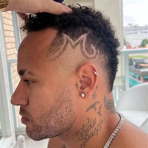 Neymar Faz Corte De Cabelo Em Homenagem à Filha Veja Como Ficou