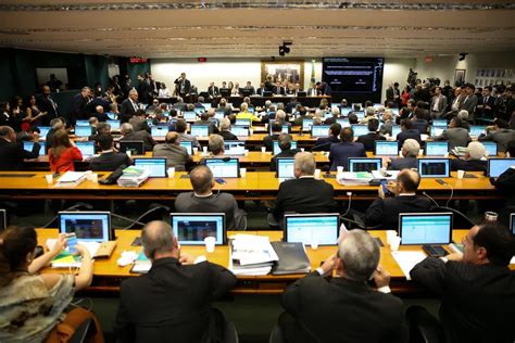 Comissão Especial Da Reforma Realiza última Semana De Audiências