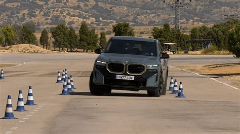 The Moose Test A Critical Maneuverability Test For Cars