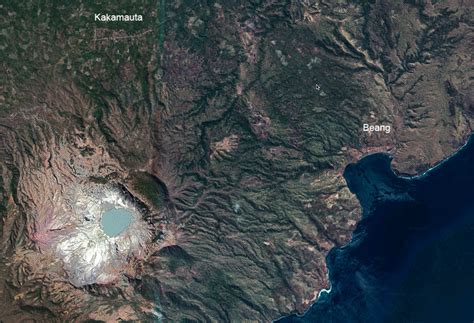 Le Volcan Sirung