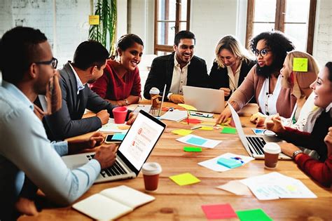 핵심 팀 구성과 역할 분담 성공적인 스타트업의 필수 요소