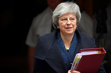 May Survives Confidence Vote Brexit Faces An Uncertain Future