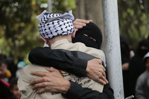 Red Cross Yemens Warring Sides Wrap Up Prisoner Swap News Sports
