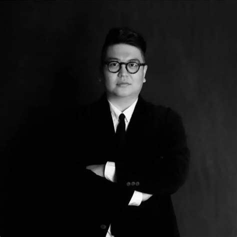 CHOI HO YONG Choi Ho Yong Threads Say More