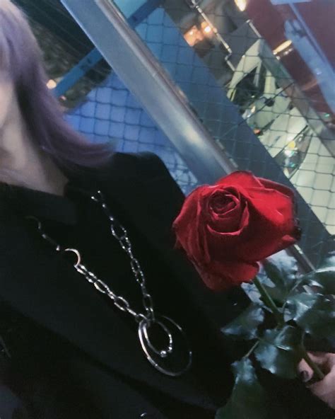 ゆきむら。 On Instagram “祝 50000人 Tt ” ユキムラ 実写 薔薇イラスト
