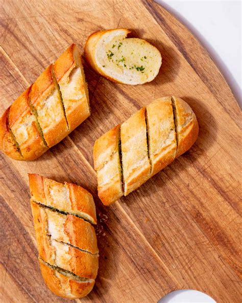 Frozen Garlic Bread In Air Fryer Beat The Budget
