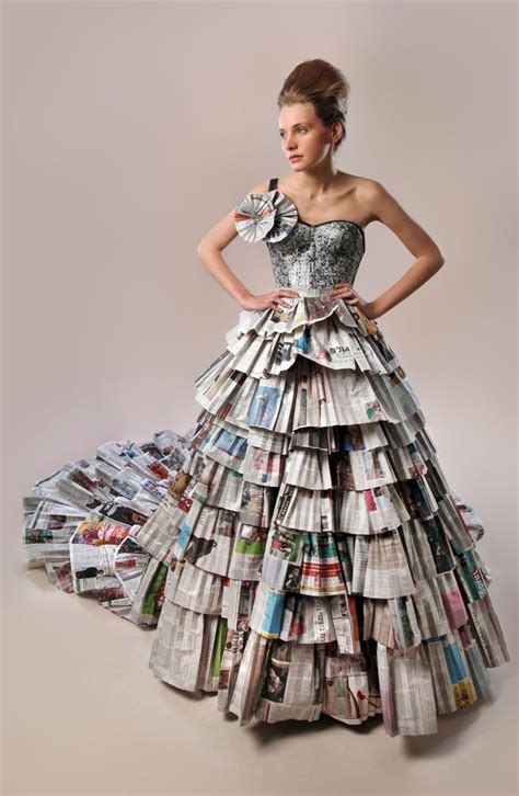 Pin En Newspaper Clothing