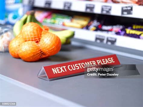 Checkouts Stock Fotos Und Bilder Getty Images
