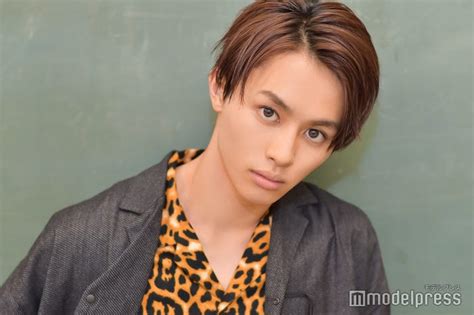 ＜草川拓弥インタビュー＞超特急と俳優業の両立をどう捉える？「難しかった」挑戦で まだ知らない”一面 モデルプレス