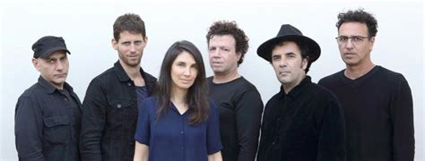 קרן בר גיל וכנסיית השכל צילום תמר קרוון