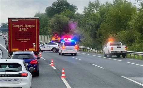 Un Accidente Provoca Importantes Retenciones En La Ap 8 En Amorebieta