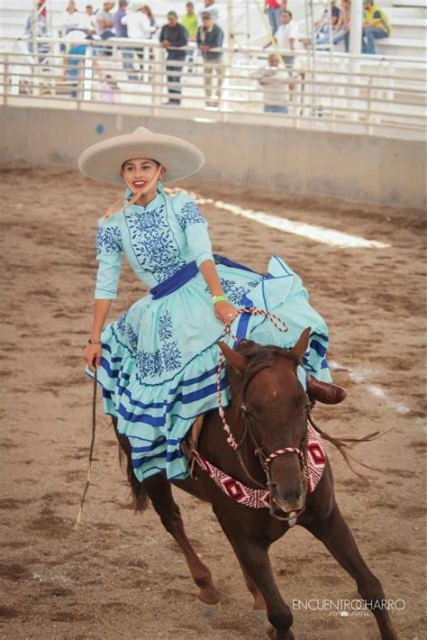 Pin De Monce En Vestidos Escaramuza Escaramuza Charras Escaramuzas