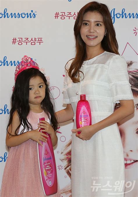 존슨즈 여자아이들을 위한 공주샴푸 ‘액티브 키즈 샤이니 샴푸출시 뉴스웨이