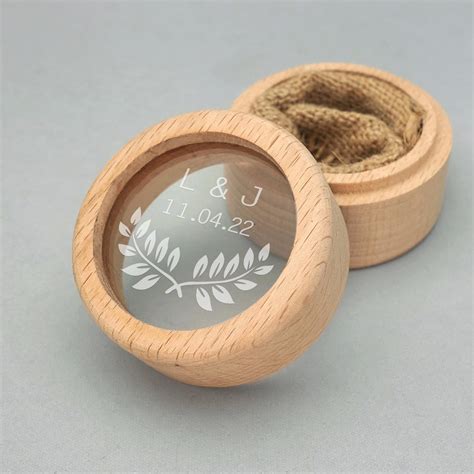 One Red Robin Shop Added A New Photo One Red Robin Shop