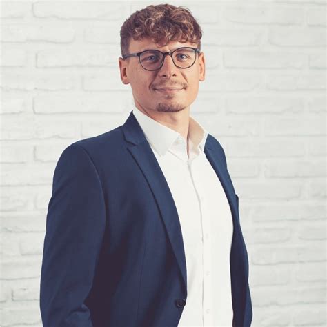Konstantin Welz – Project Associate Software – LOGSOL GmbH | LinkedIn