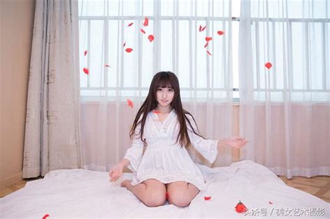嬌羞可愛萌妹紙 每日頭條