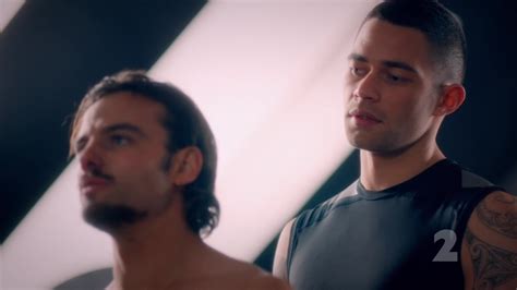 Auscaps Josh Mckenzie Shirtless In Filthy Rich 1 04 Is Not Thy