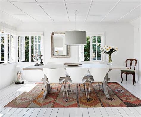 Bright Small Cottage Black And White Decorating Ideas