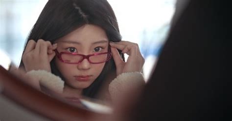 아일릿 멤버별 개인 영상 공개 시작첫 주자 ‘뽀용뽀용 원희