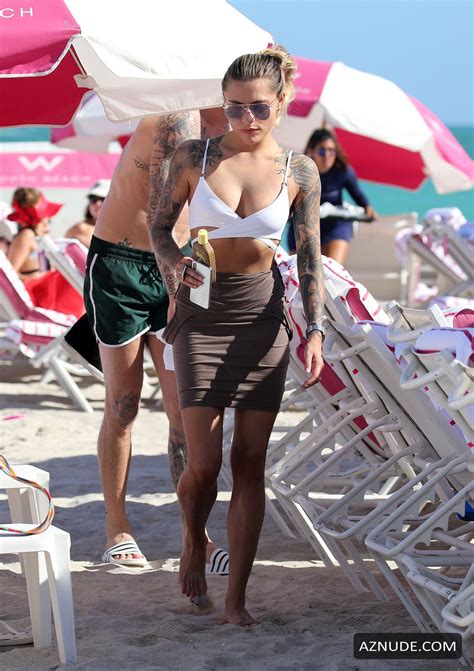 Sophia Thomalla Sexy With Boyfriend Goalkeeper Loris Karius During Fun Beach Day In Miami AZNude