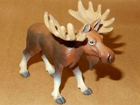 110 best images about Moose Sculpture on Pinterest | Toys, Wire ...