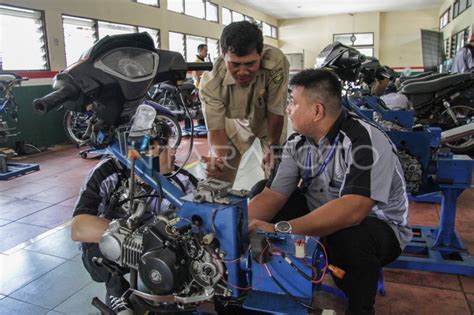 PENDIDIKAN DAN PELATIHAN KETERAMPILAN KERJA GRATIS ANTARA Foto