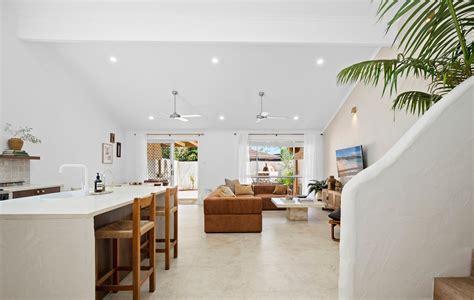 225 Wagtail Court Burleigh Waters Qld 4220 House For Rent 790