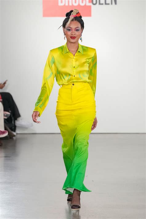 Analogous Outfits
