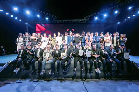 李玉刚处女作在贾樟柯故乡斩获大奖图文 360娱乐，你开心就好