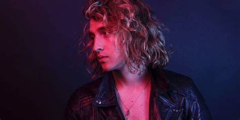 Manel Navarro Presenta Su Nuevo Single ‘keep On Falling Popelera