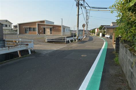 ＜自治会＞堂園地区の通学路にグリーンベルトがひかれる 高田びわのす通信
