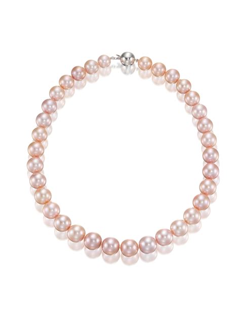 Bonhams Cultured Pearl Necklace