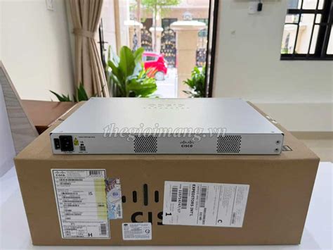 C8200l 1n 4t Cisco Catalyst 8200l With 1 Nim Slot And 4x1g Wan Ports