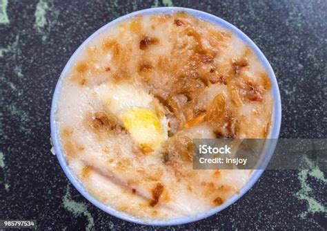 대만 독특한 유명한 스낵 돌 테이블 대만 음식 대만 길거리 음식에 흰 그릇에 야채 쌀 푸딩 개성 개념에 대한 스톡 사진 및 기타